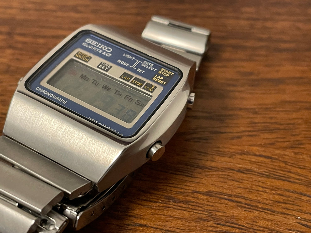 (1977) Seiko A128-5000 Quartz LC digital/LCD chronograph - blue dial ...