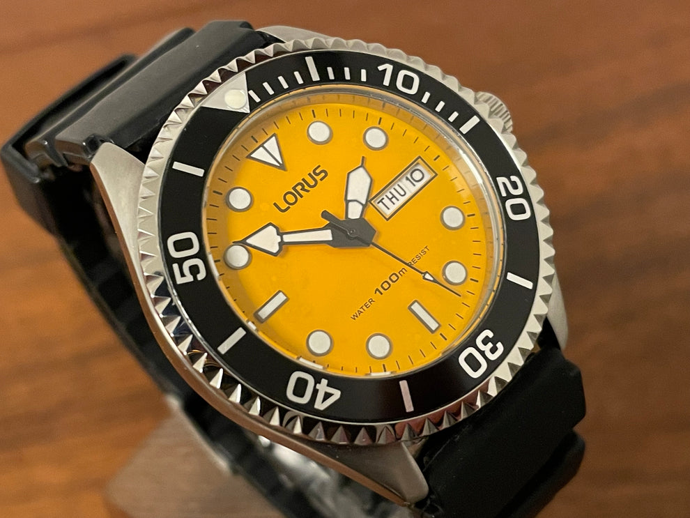 (1990s) Lorus (by Seiko) VX43-X041 diver - orange dial w/ white marker ...